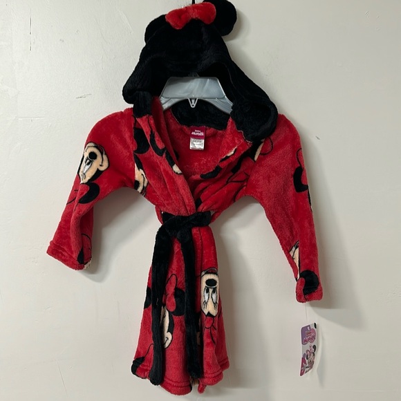Disney | Pajamas | Disney Minnie Mouse Robe Nwt | Poshmark